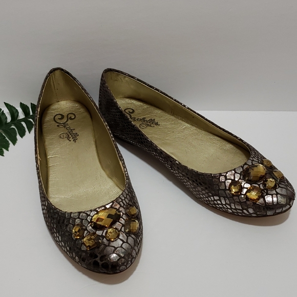 Seychelles | Shoes | Seychelles Metallic Reptile Print Gemstone Flats 8 ...